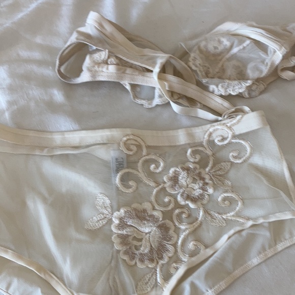 La Perla | Intimates & Sleepwear | La Perla Panties Bra Lace Set | Poshmark